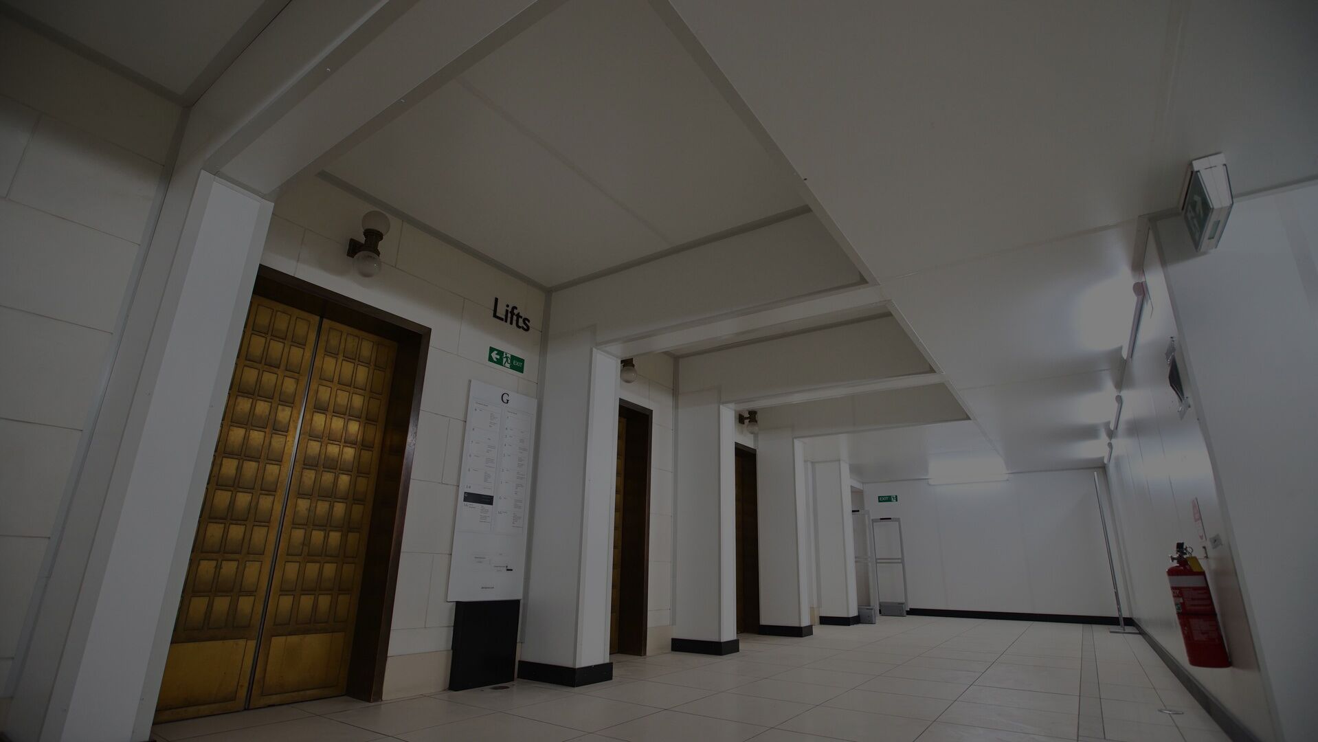 Carpentry Contractors Sydney - Hoarding Contractors - GS Building